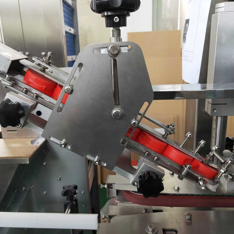 Automatic 6 Wheel Screw linear bottle capping machine