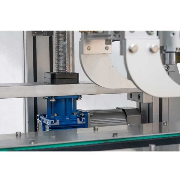 Fully Automatic Screw Capping Machine Tracking With Cap Sorter Capping Head Moving System